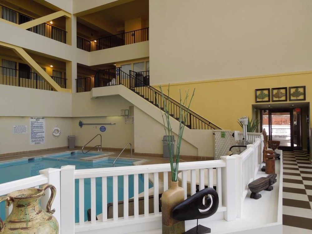 THE ATRIUM RESORT VIRGINIA BEACH, VA